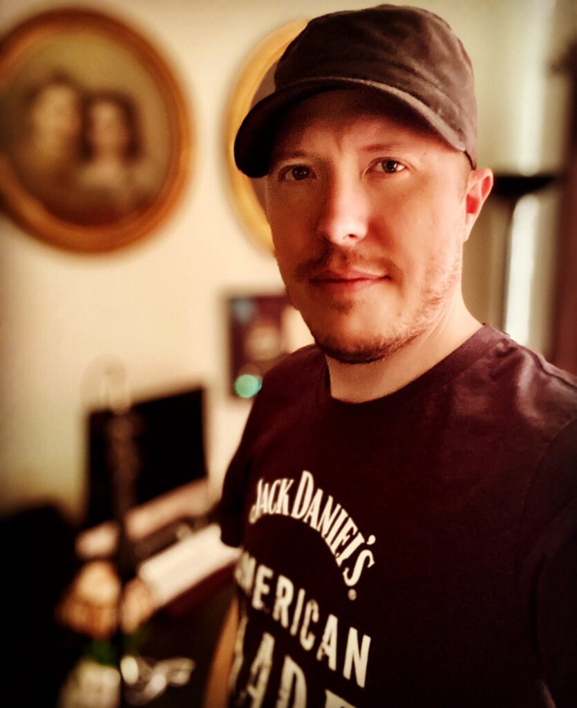 Review | Haunted Discoveries Ghost Hunting Show on T+E | GHOSTLY ACTIVITIES