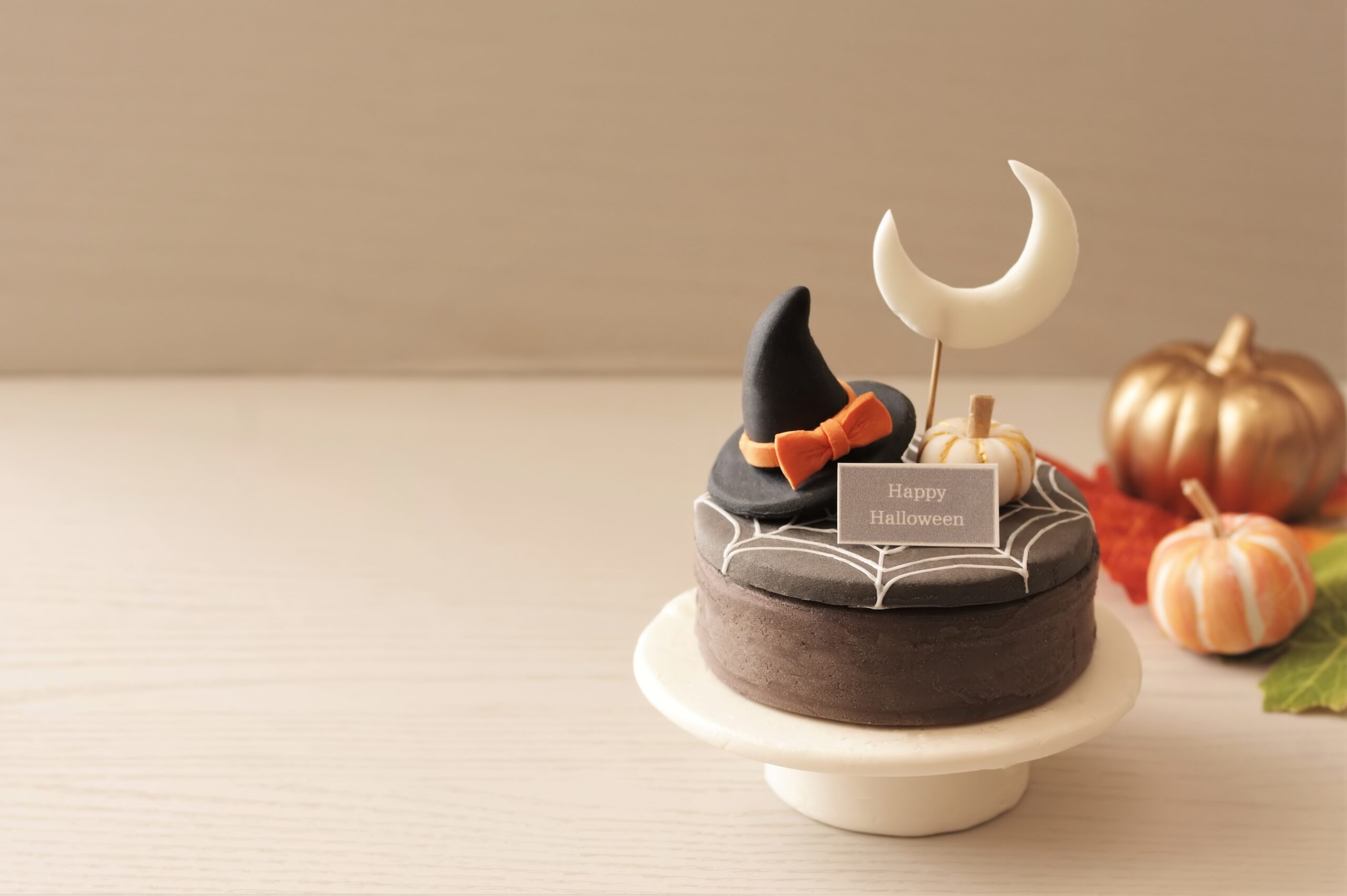 5 Halloween Traditions That Deserve A Revival | Ghostly Activities