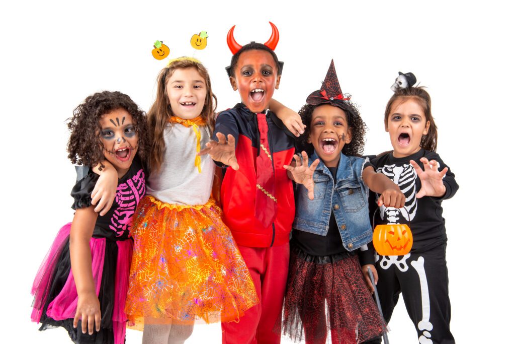 5 Halloween Traditions That Deserve A Revival | Ghostly Activities